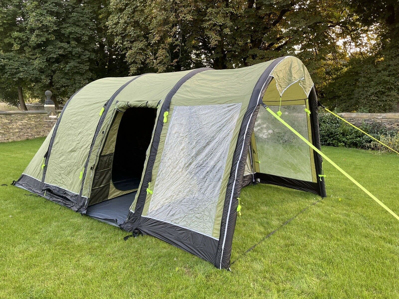Sunncamp Invadair 400 - 4 Berth Air Tent - Erected Once Only
